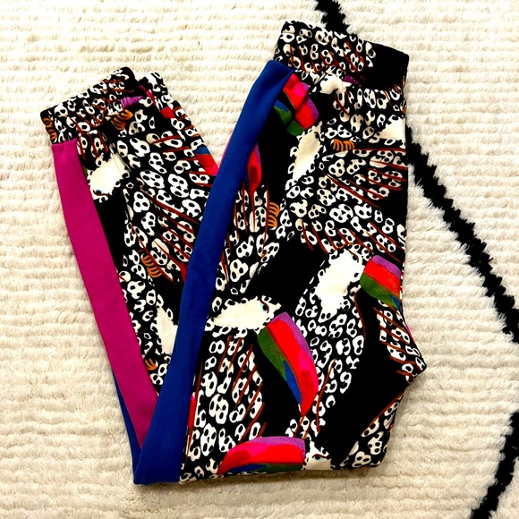 FARM Rio | Pants & Jumpsuits | Farm Rio Leopard Toucans Sweatpants ...